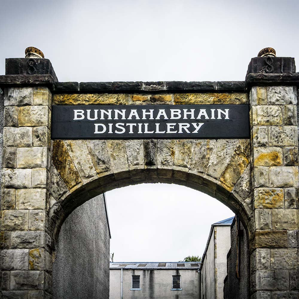 Guide to Isle of Islay Distilleries
