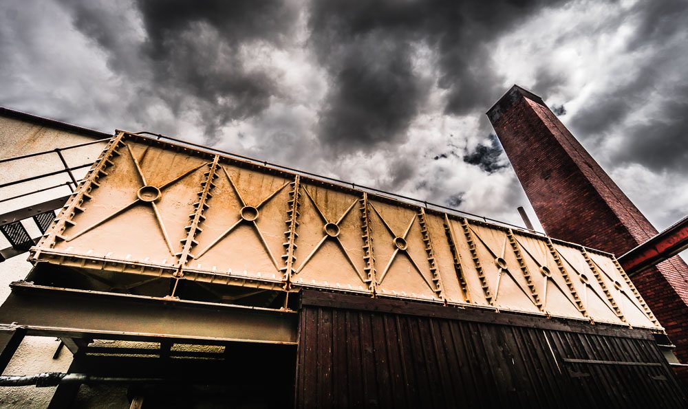 Royal Lochnagar Distillery | The Queens Own